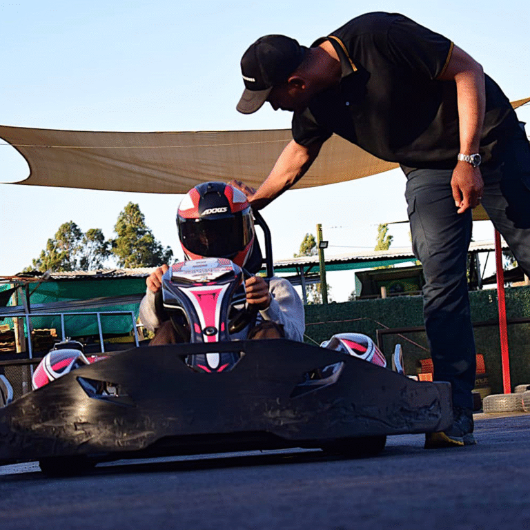RACING KARTS – Pista de Karting Santiago